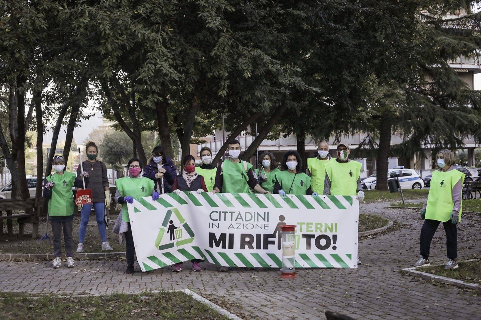 I volontari di “Mi Rifiuto” portano via 10mila sigarette gettate a ...