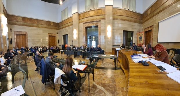 Scuola, la Conferenza provinciale approva il piano di dimensionamento ... Scuola, la Conferenza provinciale approva il piano di dimensionamento ...